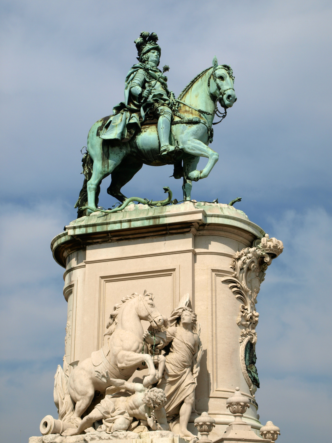 Estatua de José I, rey de Portugal - Banco de imágenes - UMA Divulga