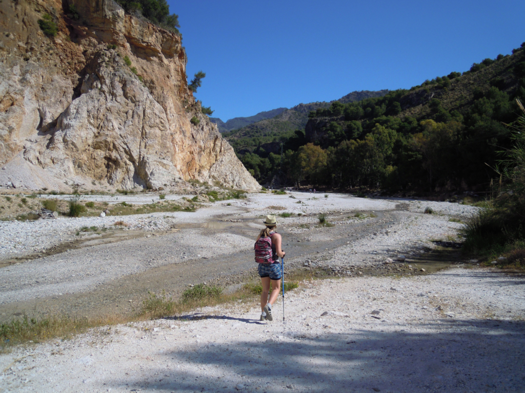 Senderismo por el Río Chillar - Banco de imágenes - UMA Divulga